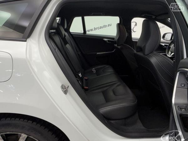 Balts Volvo V60 2017 Avižieniai, ar dzinēja tilpumu 2.00 L un nobraukumu 258 tūkst. km par 7500 €, foto 9 vietnē AUTOMOTO.COM.LV