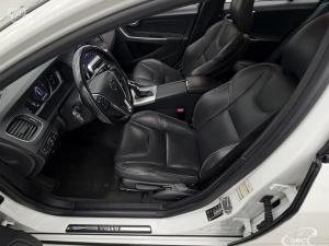 Белый Вольво B60 2017 в Авиженяй, объемом двигателя 2.00 л и пробегом 258 тыс. км за 7500 €, фото 20 на AUTOMOTO.COM.LV