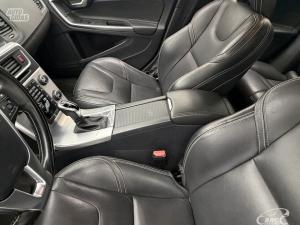 Белый Вольво B60 2017 в Авиженяй, объемом двигателя 2.00 л и пробегом 258 тыс. км за 7500 €, фото 23 на AUTOMOTO.COM.LV