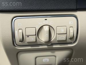 Balts Volvo V60 2017 Rīga, ar dzinēja tilpumu 2.00 L un nobraukumu 250 tūkst. km par 3990 €, foto 7 vietnē AUTOMOTO.COM.LV