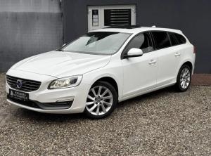 Balts Volvo V60 2017 Talsi, ar dzinēja tilpumu 2.00 L un nobraukumu 180 tūkst. km par 9500 €, foto  vietnē AUTOMOTO.COM.LV