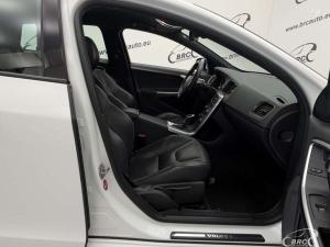 Balts Volvo V60 2017 Viļņa, ar dzinēja tilpumu 1.97 L un nobraukumu 258 tūkst. km par 7300 €, foto 6 vietnē AUTOMOTO.COM.LV