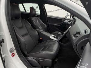 Balts Volvo V60 2017 Viļņa, ar dzinēja tilpumu 1.97 L un nobraukumu 258 tūkst. km par 7300 €, foto 9 vietnē AUTOMOTO.COM.LV