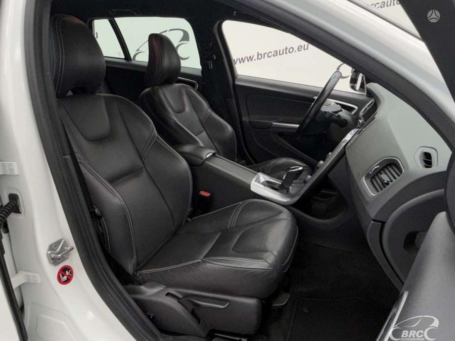 Balts Volvo V60 2017 Viļņa, ar dzinēja tilpumu 1.97 L un nobraukumu 258 tūkst. km par 7300 €, foto 9 vietnē AUTOMOTO.COM.LV