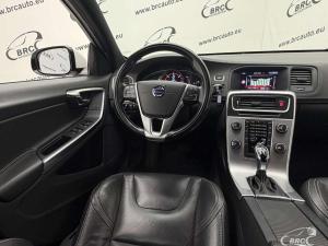 Balts Volvo V60 2017 Viļņa, ar dzinēja tilpumu 1.97 L un nobraukumu 258 tūkst. km par 7300 €, foto 15 vietnē AUTOMOTO.COM.LV