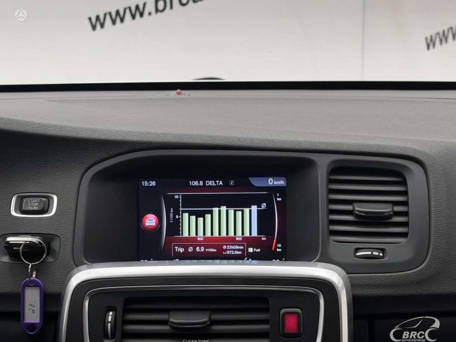 Balts Volvo V60 2017 Viļņa, ar dzinēja tilpumu 1.97 L un nobraukumu 258 tūkst. km par 7300 €, foto 17 vietnē AUTOMOTO.COM.LV