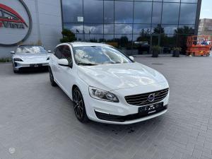 Balts Volvo V60 2017 Telšiai, ar dzinēja tilpumu 1.97 L un nobraukumu 253 tūkst. km par 7700 €, foto 10 vietnē AUTOMOTO.COM.LV
