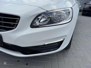 Balts Volvo V60 2017 Telšiai, ar dzinēja tilpumu 1.97 L un nobraukumu 253 tūkst. km par 7700 €, foto 12 vietnē AUTOMOTO.COM.LV