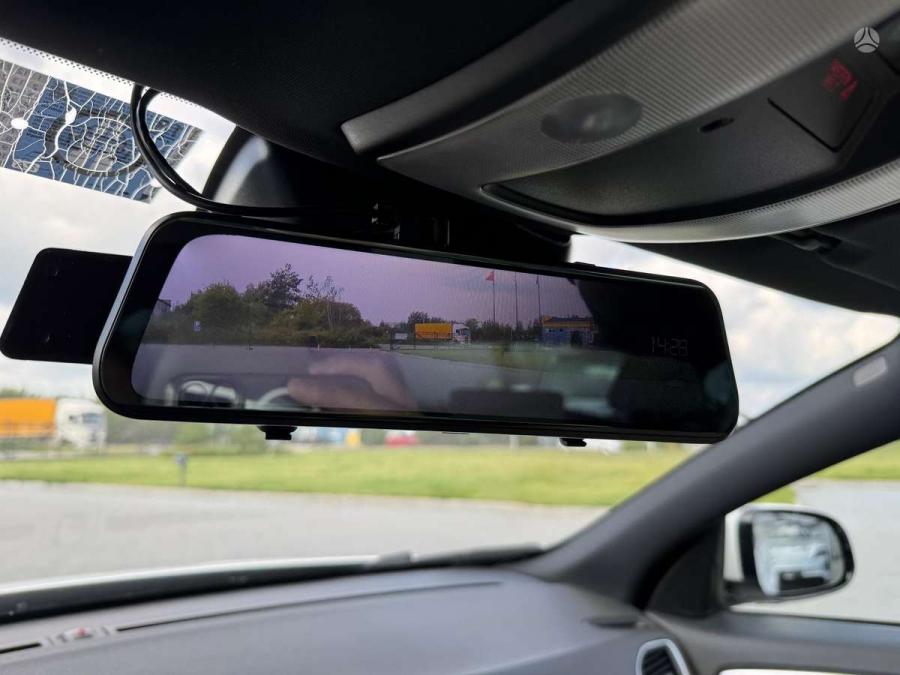 Balts Volvo V60 2017 Telšiai, ar dzinēja tilpumu 1.97 L un nobraukumu 253 tūkst. km par 7700 €, foto 25 vietnē AUTOMOTO.COM.LV