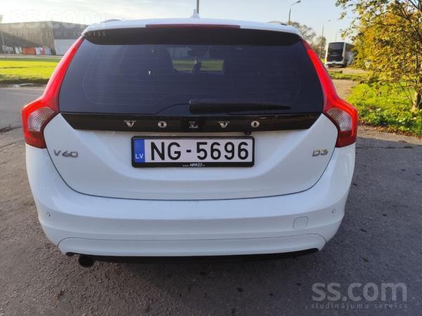Вольво B60 2017 в Рига на AUTOMOTO.COM.LV Белый Вольво B60 2017 в Рига, объемом двигателя 2.00 л и пробегом 236 тыс. км за 7800 €, фото 3 на AUTOMOTO.COM.LV