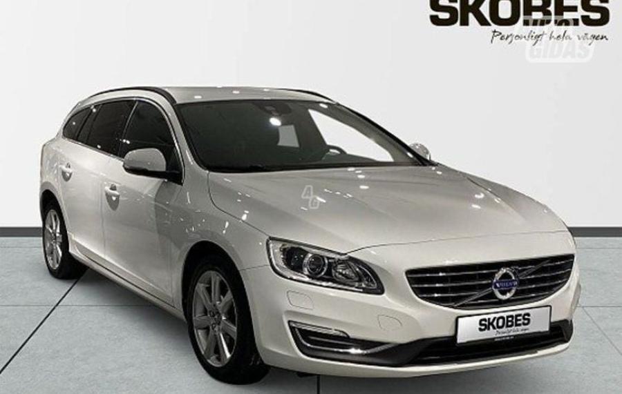 White Volvo V60 2018 in Kaunas, with an engine capacity of 0.00 L and mileage of 87 thousand km for 22834 €, photo 1 on AUTOMOTO.COM.LV