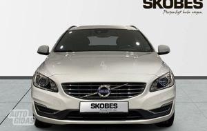 White Volvo V60 2018 in Kaunas, with an engine capacity of 0.00 L and mileage of 87 thousand km for 22834 €, photo 3 on AUTOMOTO.COM.LV