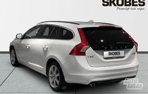 White Volvo V60 2018 in Kaunas, with an engine capacity of 0.00 L and mileage of 87 thousand km for 22834 €, photo 5 on AUTOMOTO.COM.LV