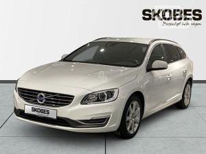 White Volvo V60 2018 in Kaunas, with an engine capacity of 0.00 L and mileage of 87 thousand km for 22834 €, photo 21 on AUTOMOTO.COM.LV