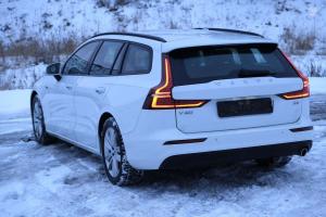 Balts Volvo V60 2018 Kauņa, ar dzinēja tilpumu 1.97 L un nobraukumu 274 tūkst. km par 12400 €, foto 12 vietnē AUTOMOTO.COM.LV