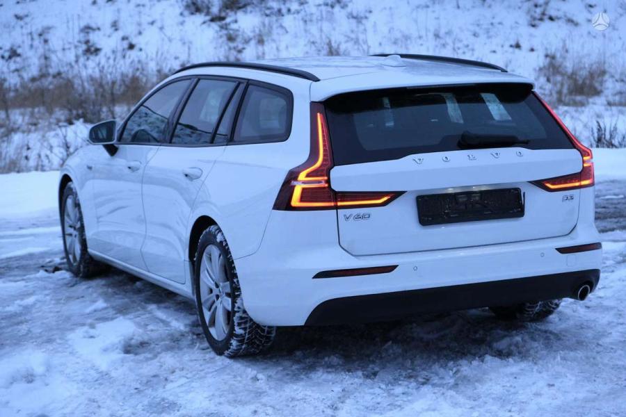 Balts Volvo V60 2018 Kauņa, ar dzinēja tilpumu 1.97 L un nobraukumu 274 tūkst. km par 12400 €, foto 12 vietnē AUTOMOTO.COM.LV