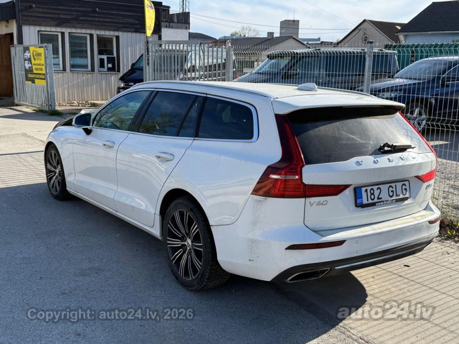 Balts Volvo V60 2018 Tartu, ar dzinēja tilpumu 2.00 L un nobraukumu 0 tūkst. km par 6000 €, foto 5 vietnē AUTOMOTO.COM.LV