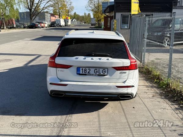 Белый Вольво B60 2018 в Тарту, объемом двигателя 2.00 л и пробегом 0 тыс. км за 6000 €, фото 5 на AUTOMOTO.COM.LV