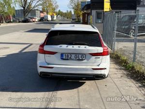 Balts Volvo V60 2018 Tartu, ar dzinēja tilpumu 2.00 L un nobraukumu 0 tūkst. km par 6000 €, foto 6 vietnē AUTOMOTO.COM.LV
