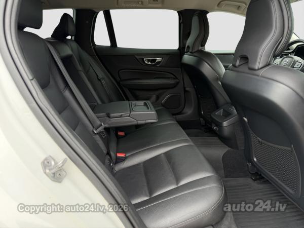 Balts Volvo V60 2018 Pērnava, ar dzinēja tilpumu 2.00 L un nobraukumu 188 tūkst. km par 16900 €, foto 7 vietnē AUTOMOTO.COM.LV