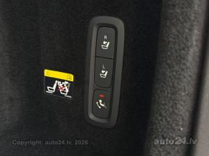 Balts Volvo V60 2018 Pērnava, ar dzinēja tilpumu 2.00 L un nobraukumu 188 tūkst. km par 16900 €, foto 21 vietnē AUTOMOTO.COM.LV