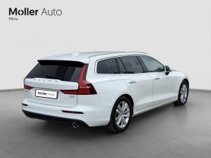 White Volvo V60 2018 in Parnu, with an engine capacity of 2.00 L and mileage of 188 thousand km for 16900 €, photo 3 on AUTOMOTO.COM.LV