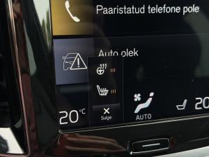 White Volvo V60 2018 in Parnu, with an engine capacity of 2.00 L and mileage of 188 thousand km for 16900 €, photo 15 on AUTOMOTO.COM.LV