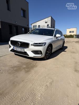 Белый Вольво B60 2018 в Каунас, объемом двигателя 2.00 л и пробегом 399 тыс. км за 9800 €, фото  на AUTOMOTO.COM.LV