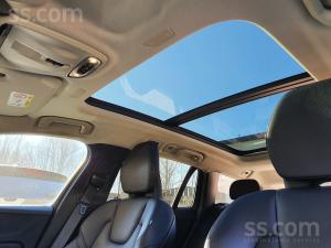 Balts Volvo V60 2018 Rīga, ar dzinēja tilpumu 2.00 L un nobraukumu 250 tūkst. km par 14700 €, foto 10 vietnē AUTOMOTO.COM.LV