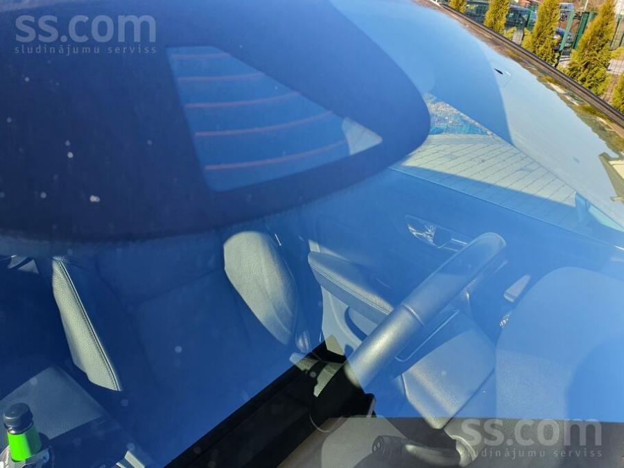 Balts Volvo V60 2018 Rīga, ar dzinēja tilpumu 2.00 L un nobraukumu 250 tūkst. km par 14700 €, foto 11 vietnē AUTOMOTO.COM.LV