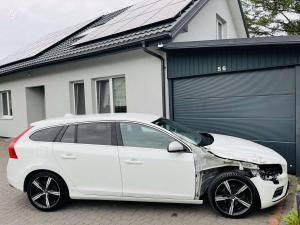 Белый Вольво B60 2018 в Тракай, объемом двигателя 1.97 л и пробегом 198 тыс. км за 6490 €, фото 15 на AUTOMOTO.COM.LV