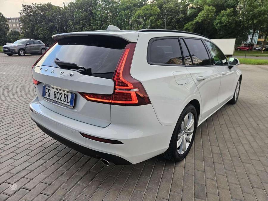 Белый Вольво B60 2018 в Каунас, объемом двигателя 1.97 л и пробегом 260 тыс. км за 11900 €, фото 19 на AUTOMOTO.COM.LV