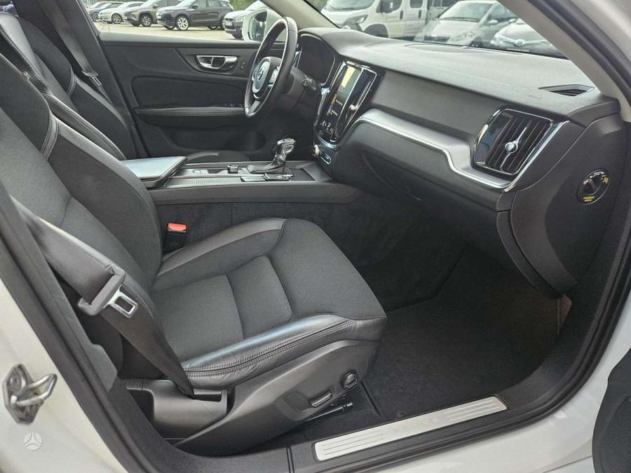 Белый Вольво B60 2018 в Каунас, объемом двигателя 1.97 л и пробегом 260 тыс. км за 11900 €, фото 30 на AUTOMOTO.COM.LV