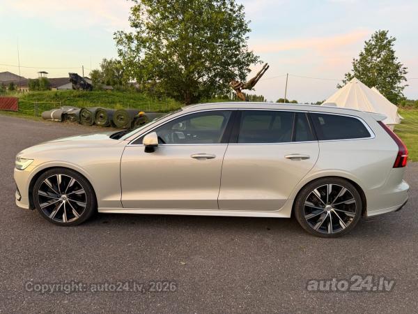 Белый Вольво B60 2018 в Таллин, объемом двигателя 2.00 л и пробегом 151 тыс. км за 22900 €, фото 6 на AUTOMOTO.COM.LV