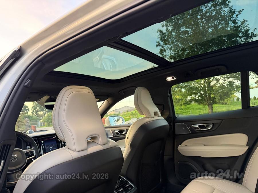 Белый Вольво B60 2018 в Таллин, объемом двигателя 2.00 л и пробегом 151 тыс. км за 22900 €, фото 11 на AUTOMOTO.COM.LV