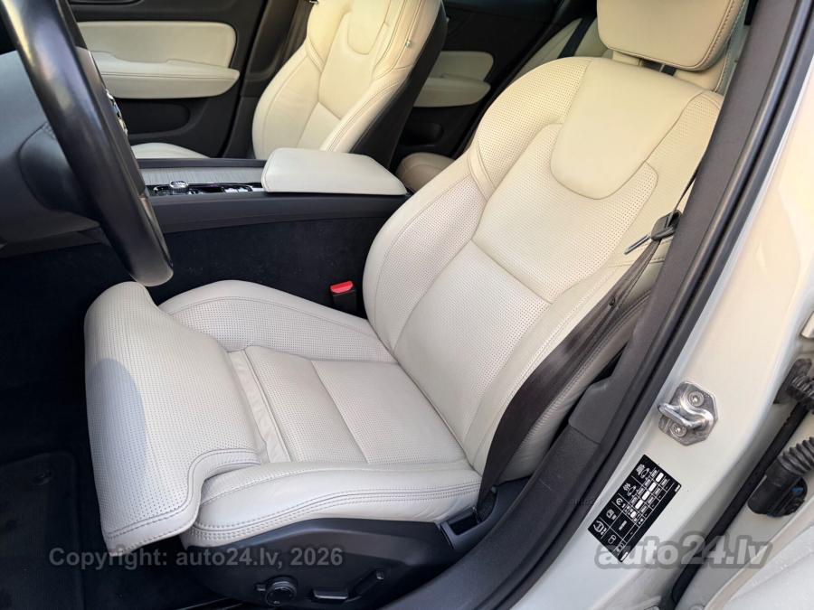Белый Вольво B60 2018 в Таллин, объемом двигателя 2.00 л и пробегом 151 тыс. км за 22900 €, фото 13 на AUTOMOTO.COM.LV