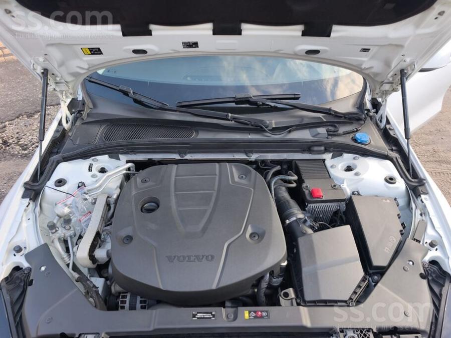 Balts Volvo V60 2018 Rīga, ar dzinēja tilpumu 2.00 L un nobraukumu 182 tūkst. km par 12400 €, foto 11 vietnē AUTOMOTO.COM.LV