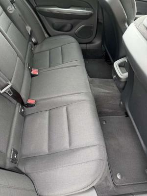 White Volvo V60 2018 in Vilnius, with an engine capacity of 1.97 L and mileage of 260 thousand km for 10950 €, photo 14 on AUTOMOTO.COM.LV
