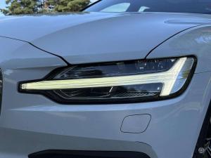 Белый Вольво B60 2018 в Каунас, объемом двигателя 1.97 л и пробегом 355 тыс. км за 10350 €, фото 10 на AUTOMOTO.COM.LV