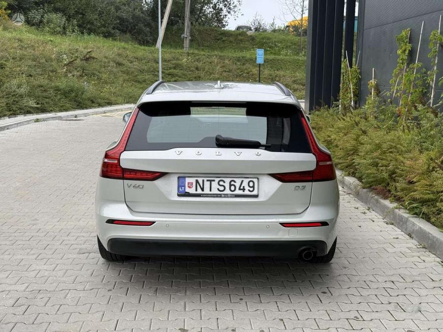 Белый Вольво B60 2018 в Вильнюс, объемом двигателя 1.97 л и пробегом 265 тыс. км за 10300 €, фото 13 на AUTOMOTO.COM.LV
