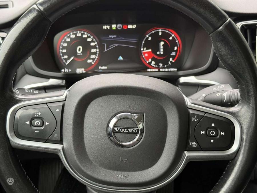 Белый Вольво B60 2018 в Вильнюс, объемом двигателя 1.97 л и пробегом 265 тыс. км за 10300 €, фото 27 на AUTOMOTO.COM.LV
