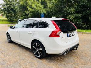 Белый Вольво B60 2018 в Тракай, объемом двигателя 1.97 л и пробегом 203 тыс. км за 7980 €, фото 30 на AUTOMOTO.COM.LV