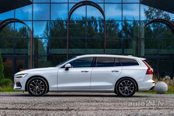 Volvo V60 2018 in Tallinn on AUTOMOTO.COM.LV White Volvo V60 2018 in Tallinn, with an engine capacity of 2.00 L and mileage of 197 thousand km for 17000 €, photo 4 on AUTOMOTO.COM.LV