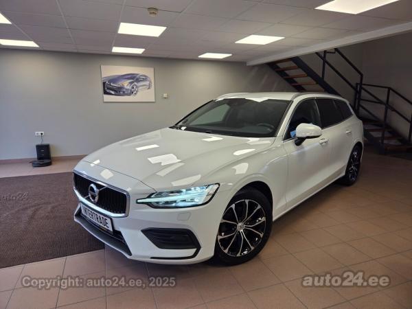 White Volvo V60 2019 in Tartu, with an engine capacity of 2.00 L and mileage of 235 thousand km for 14990 €, photo 1 on AUTOMOTO.COM.LV