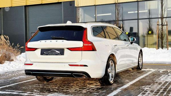 Balts Volvo V60 2019 Viļņa, ar dzinēja tilpumu 1.97 L un nobraukumu 305 tūkst. km par 13700 €, foto 10 vietnē AUTOMOTO.COM.LV