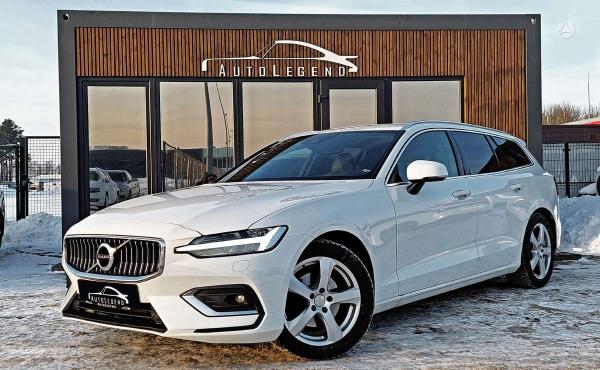 White Volvo V60 2019 in Vilnius, with an engine capacity of 1.97 L and mileage of 305 thousand km for 12900 €, photo 1 on AUTOMOTO.COM.LV