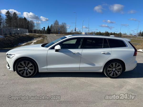 Balts Volvo V60 2019 Tartu, ar dzinēja tilpumu 2.00 L un nobraukumu 206 tūkst. km par 17490 €, foto 3 vietnē AUTOMOTO.COM.LV