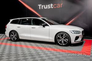 Balts Volvo V60 2019 Pērnava, ar dzinēja tilpumu 2.00 L un nobraukumu 238 tūkst. km par 16990 €, foto 11 vietnē AUTOMOTO.COM.LV