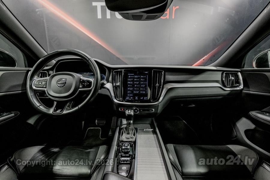 Balts Volvo V60 2019 Pērnava, ar dzinēja tilpumu 2.00 L un nobraukumu 238 tūkst. km par 16990 €, foto 17 vietnē AUTOMOTO.COM.LV