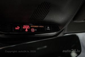 Balts Volvo V60 2019 Pērnava, ar dzinēja tilpumu 2.00 L un nobraukumu 238 tūkst. km par 16990 €, foto 23 vietnē AUTOMOTO.COM.LV